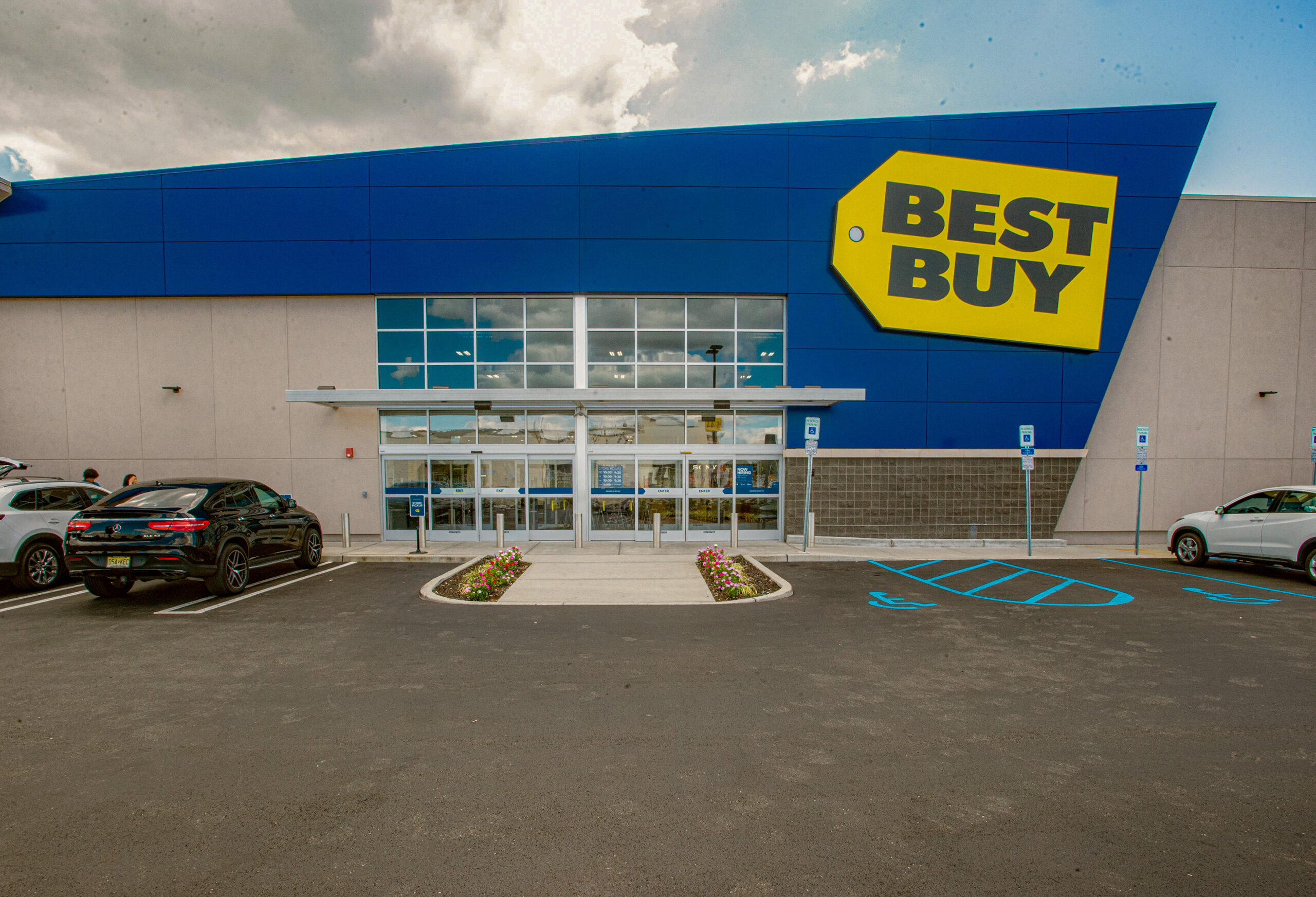Best Buy - SOCO Construction